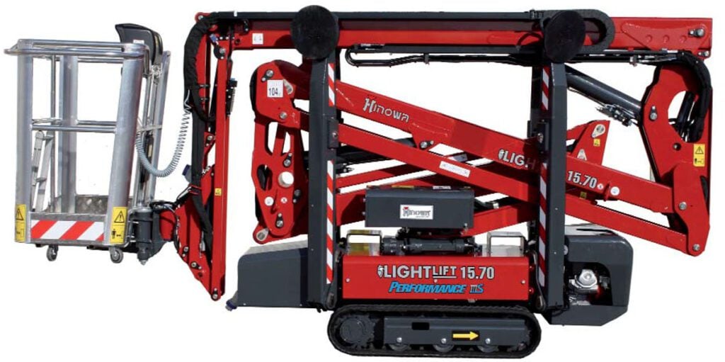 Hoogwerker op rupsen 15 meter 230 V en benzine - Euro Rent