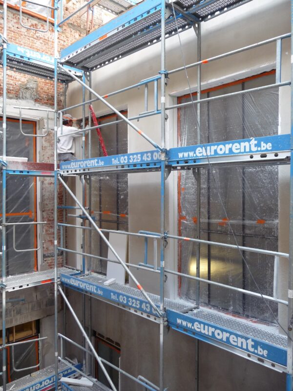 Layher Blitz gevelsteigers met stelramen - Euro Rent
